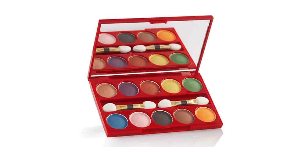 REVIEW: Fanbo Fantastic Eye Shadow Kit - Tampil Cantik