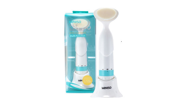Miniso-Electric-Facial-Massage-Cleansing-Tool - Tampil Cantik