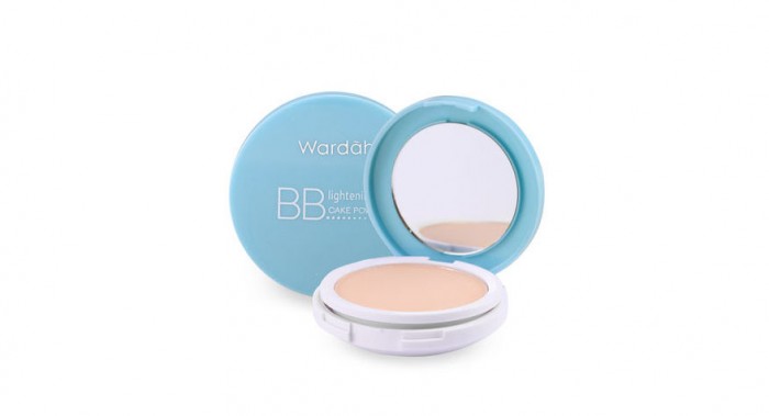 REVIEW: Wardah Lightening BB Cake Powder - Tampil Cantik